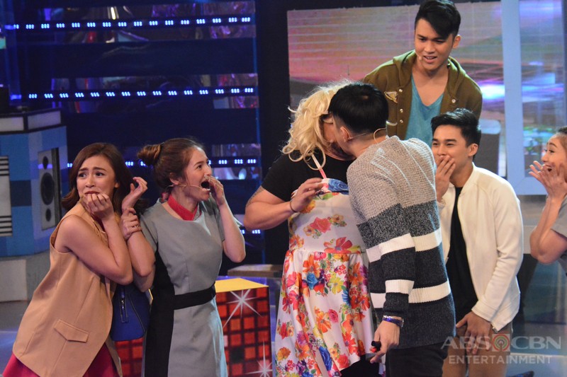 IN PHOTOS: Billy and Ryan‘s performance for Magpasikat 2016 | ABS-CBN Entertainment