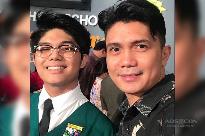 Vhong Navarro, proud sa pag-graduate ng anak | ABS-CBN Entertainment